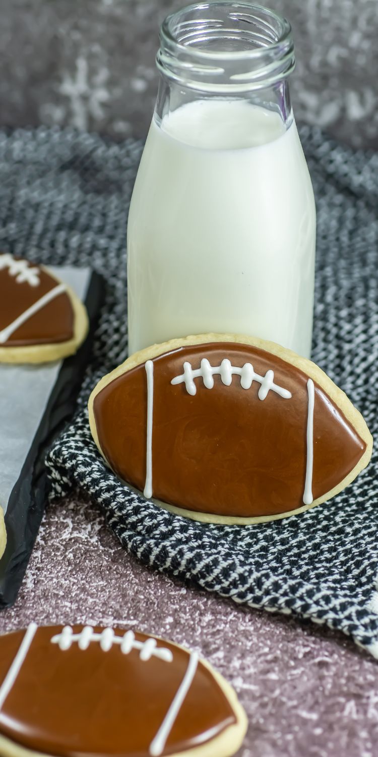 Football Sugar Cookies Recipe – The Perfect Game Day Treat! - Easy ...